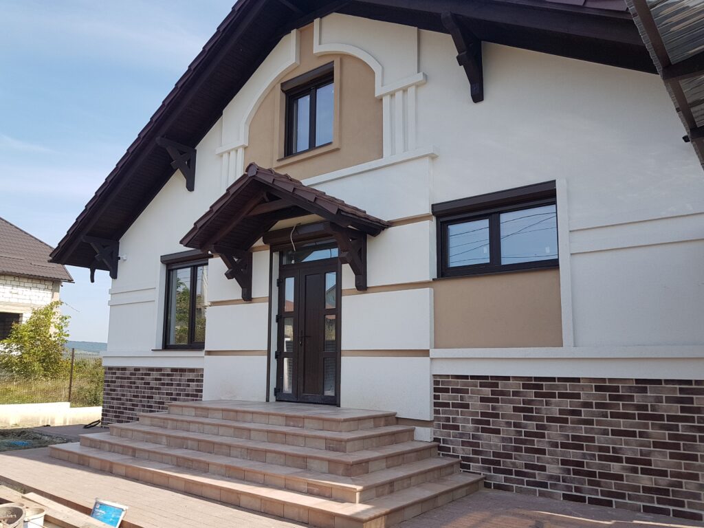 POZE DE SANTIER 176 MP - Constructii case - Compania de constructii ...